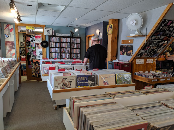 Turning Point | Record store | Entertainment Ottawa